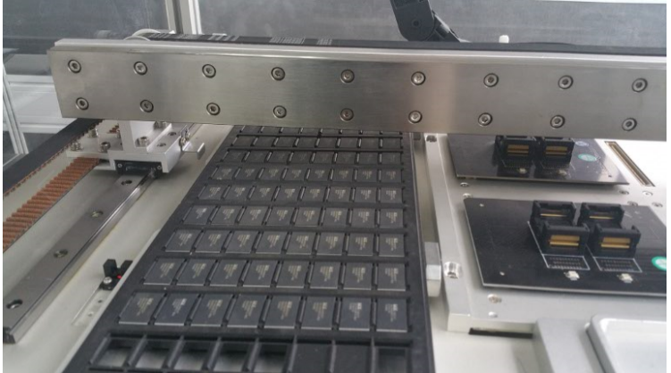 Fully Automated Universal IC Chip Device Programmer